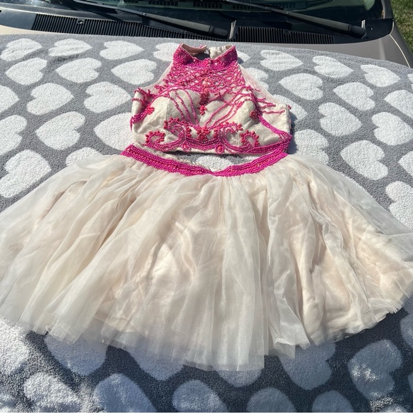 Juliet | Dresses | Juliet 2 Piece Midriff Baring Creamhot Pink Prom ...